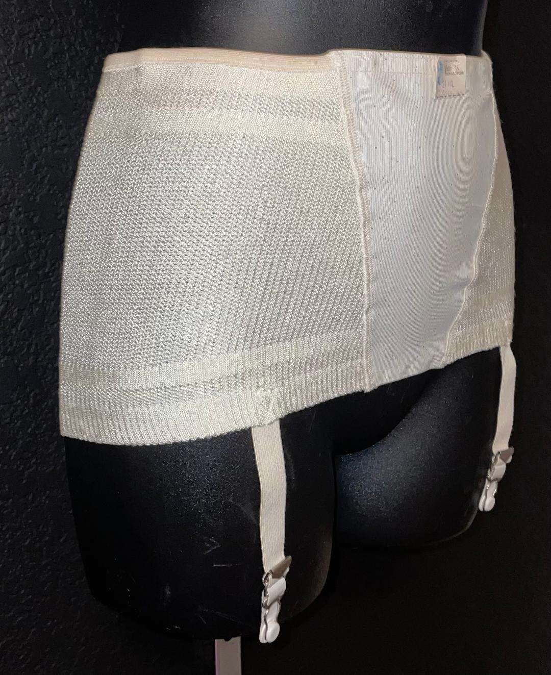 Exclusive Collection - Vintage 1950's NOS Hollywood Vassarette "Stay ...