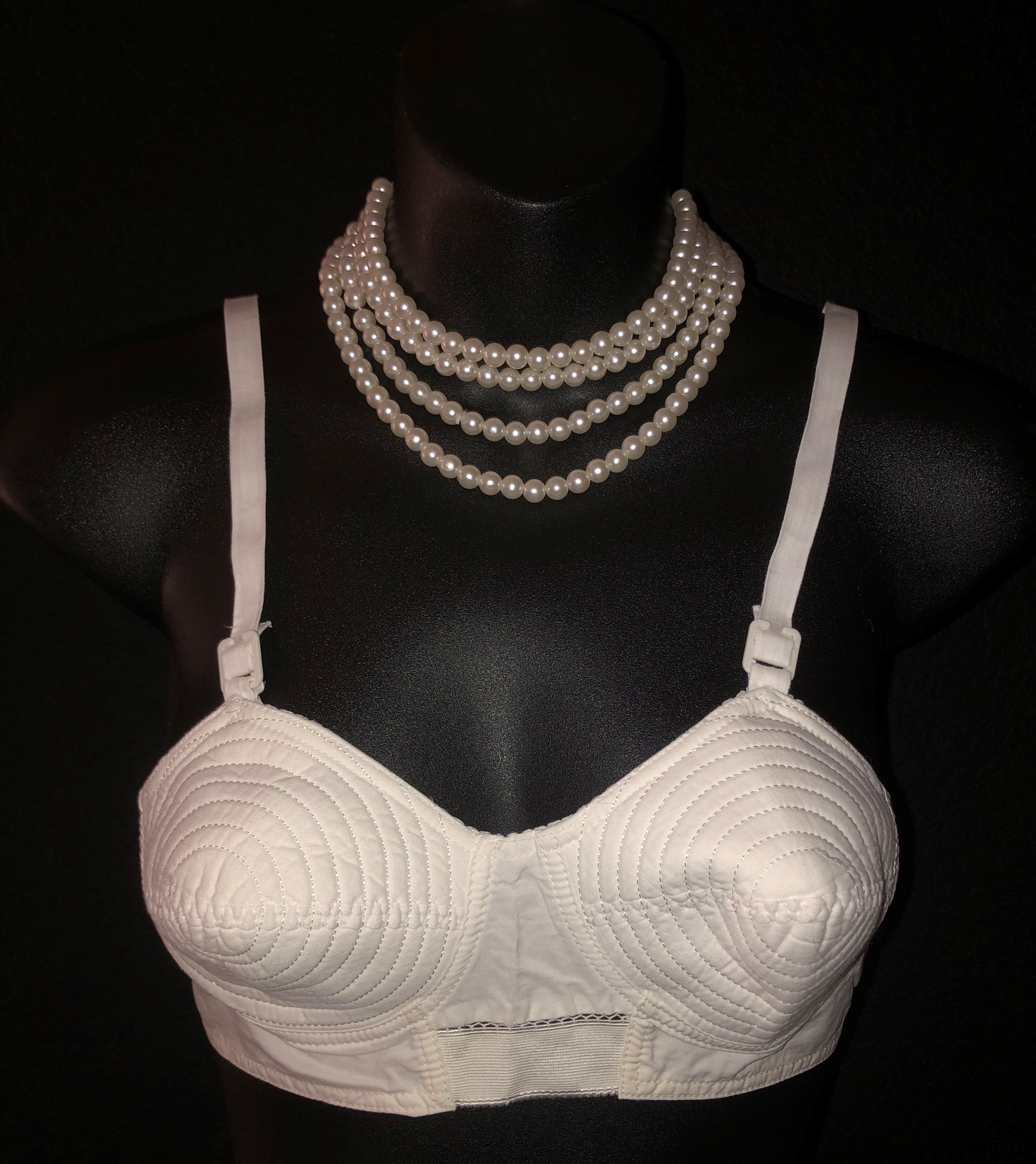 Fab Vintage 1950's GARCREST Circle Stitch / Cone / Bullet Bra 34A ...