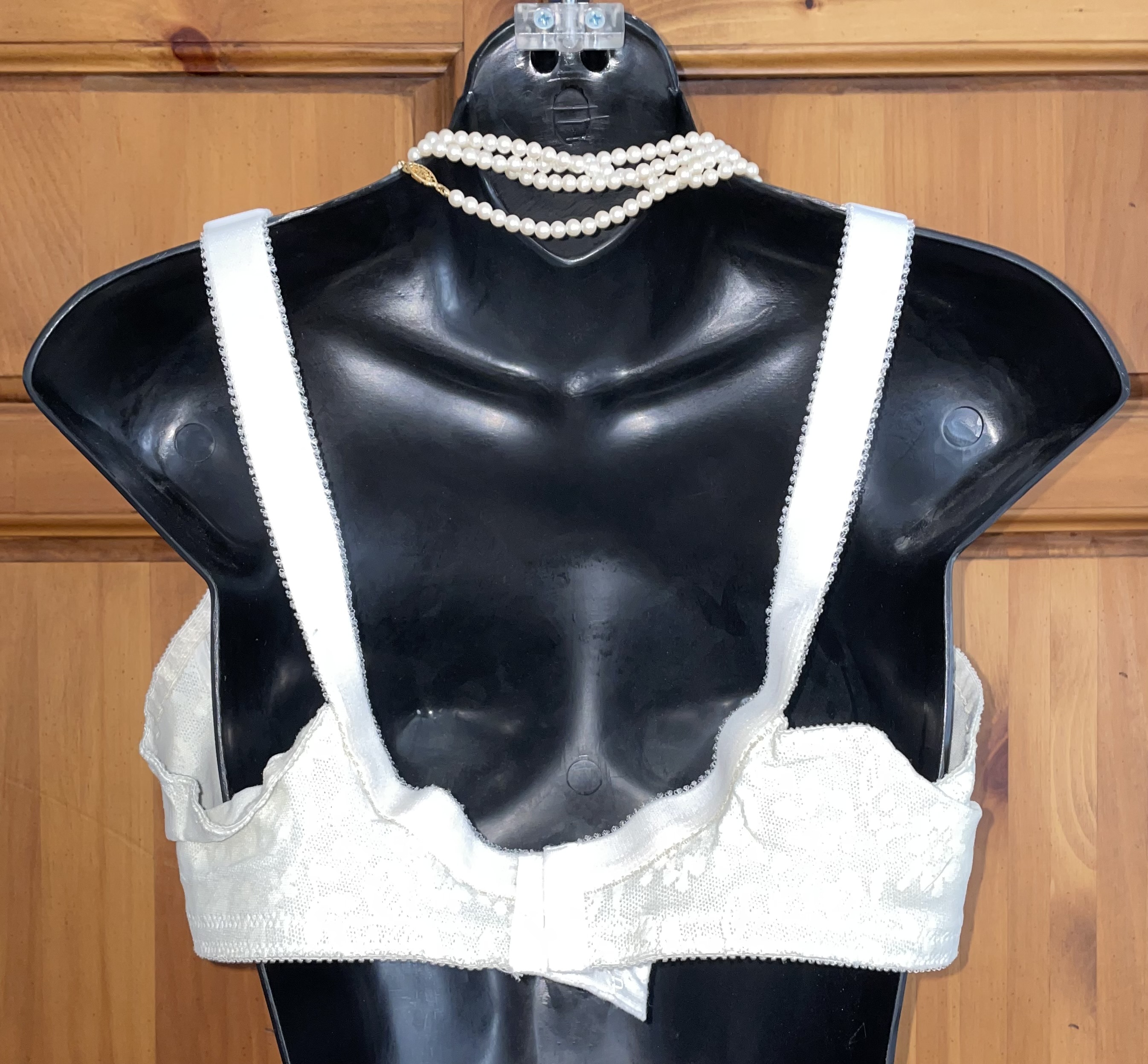 Vintage 1980's PLAYTEX 18 Hour Full Coverage Bra 44B : Pink Girl ...